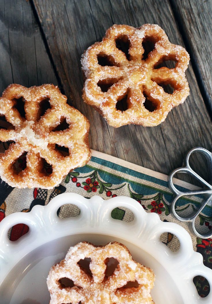 Norwegian Rosettes Norwegian Rosettes Recipe - Rosette Iron